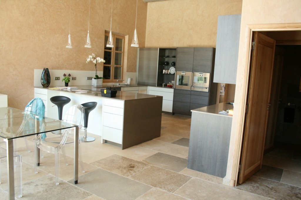 French Limestone Collection